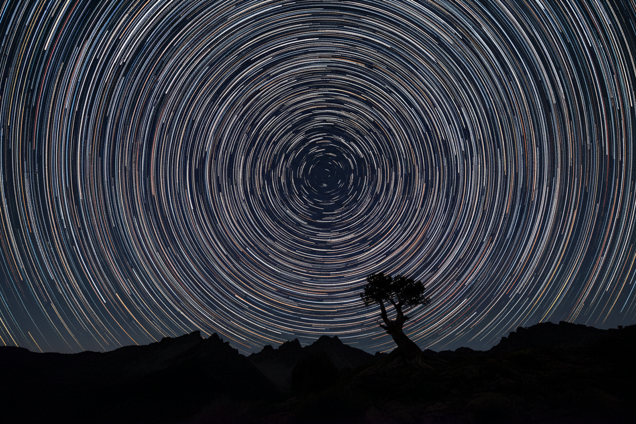 Long Exposure Magic: How to Shoot Beautiful Star Trails – Wallpics